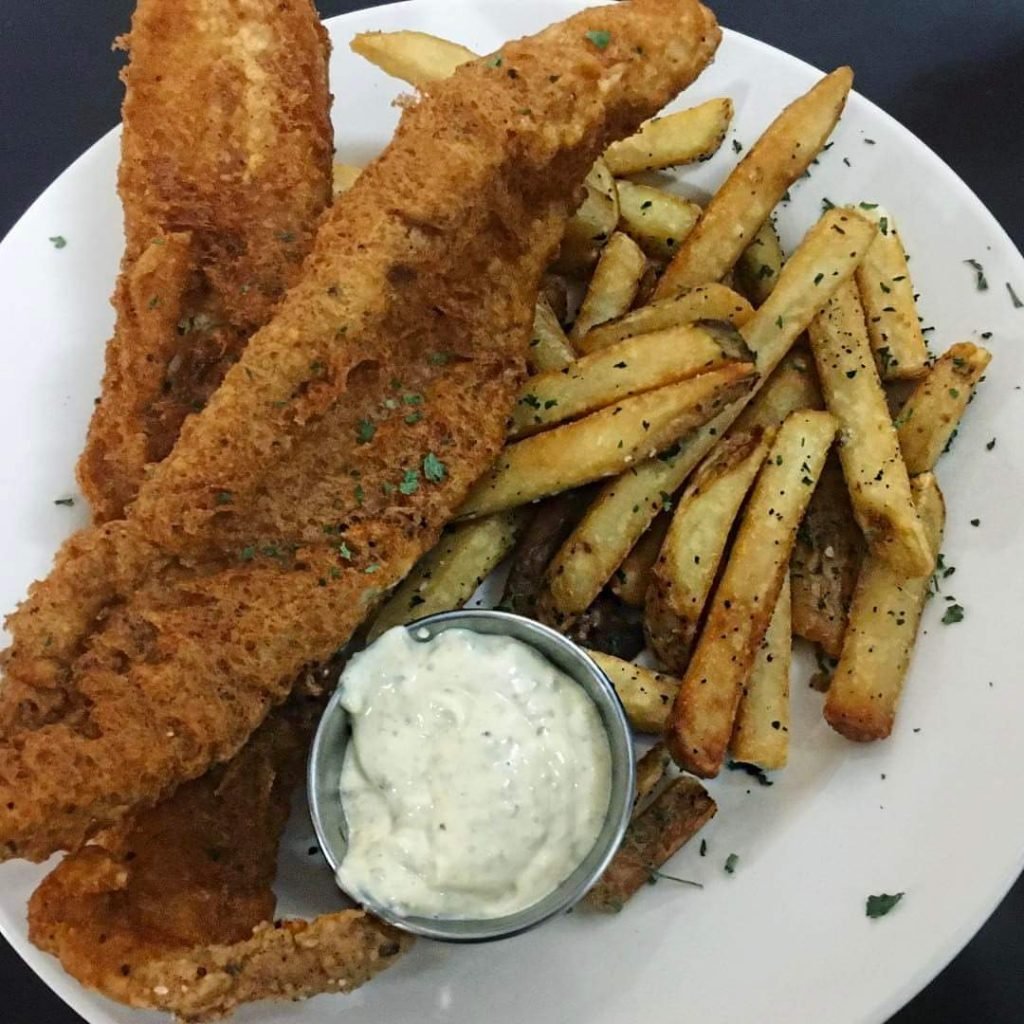 Fish Camp Restaurant Waterfront Dining on Lake Eustis Tavares FL